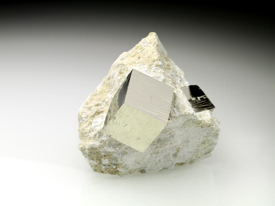 Mineralien: Pyrit aus Navajun, Spanien