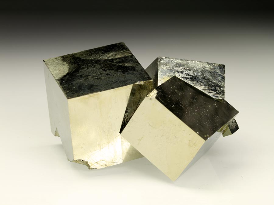 Pyritsufe mit 4 Würfeln