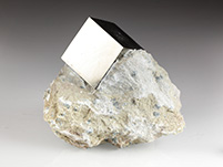 Mineralien: Pyrit aus Navajun, Spanien